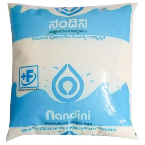 Nandini Tonned Fresh Milk Pouch 500 Ml – Starquik